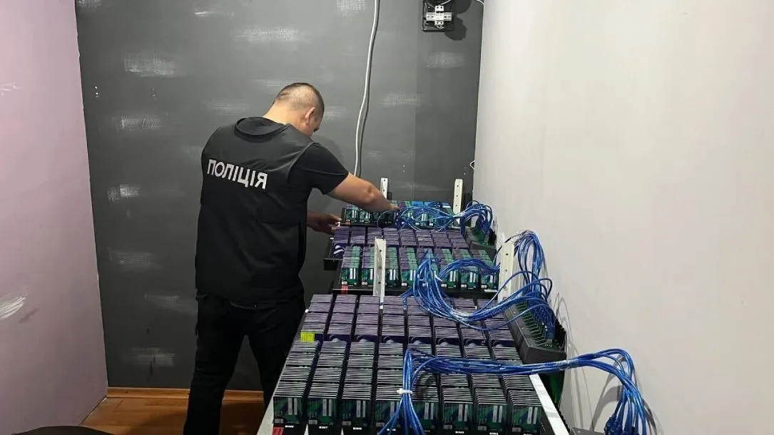 Ukraine police bust another bot farm accused of pro-Russia propaganda, internet fraud | The ...